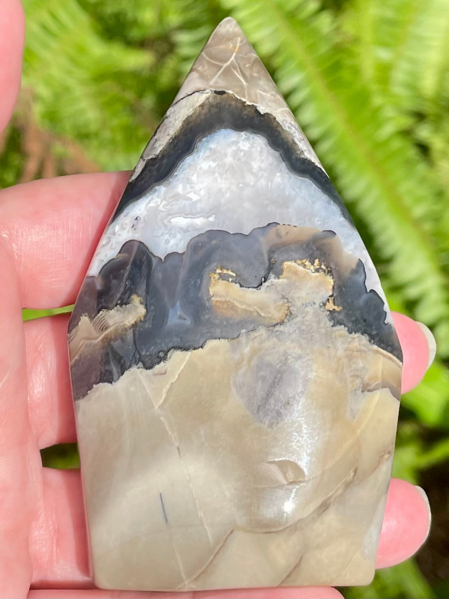 Stunning Fluorescent Volcano Agate Flame